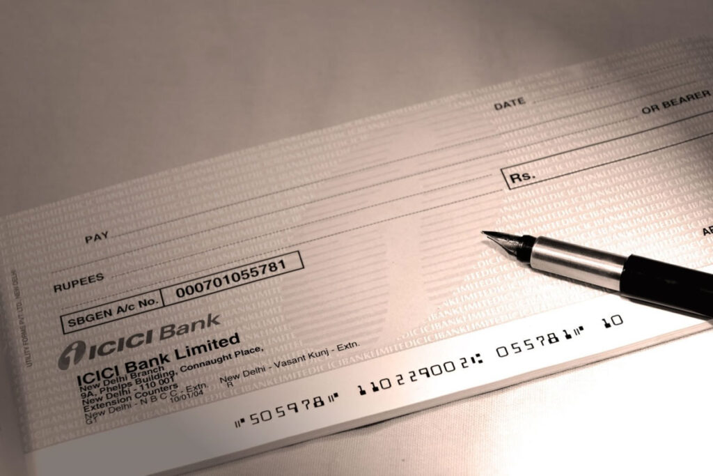 El cheque y sus tipos: conformado, nominativo, cruzado...